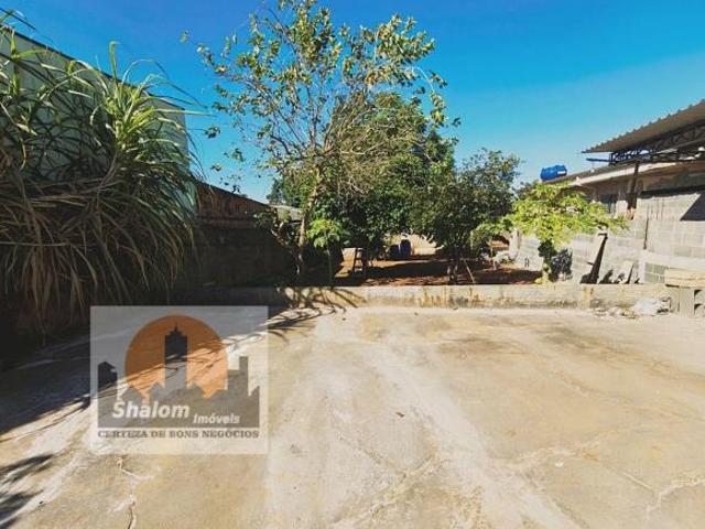 Terreno de 400 m² à venda em Vila Mathiesen