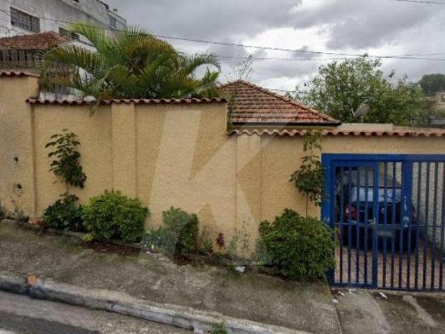 Terreno de 420 mts², com duas casas antigas, a 800 mts da estação do metrô Tucuruvi