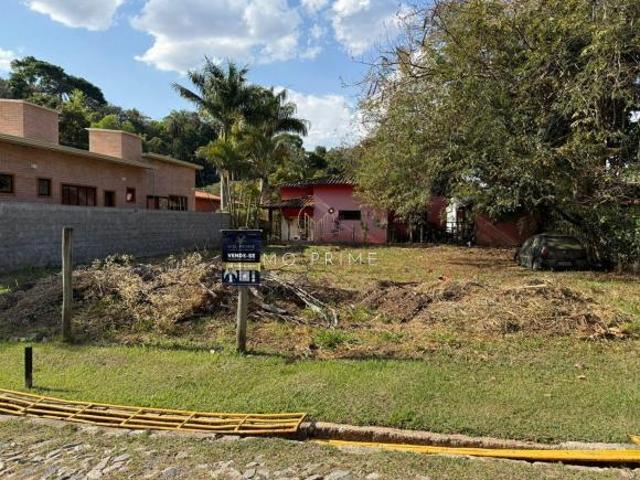 Terreno de 432m2 no Condominio CLUBE DOS 200