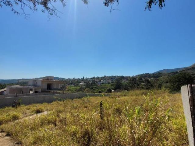 Terreno de 500 m² a venda com uma ótima localização e uma vista fantástica para Pedra Grande