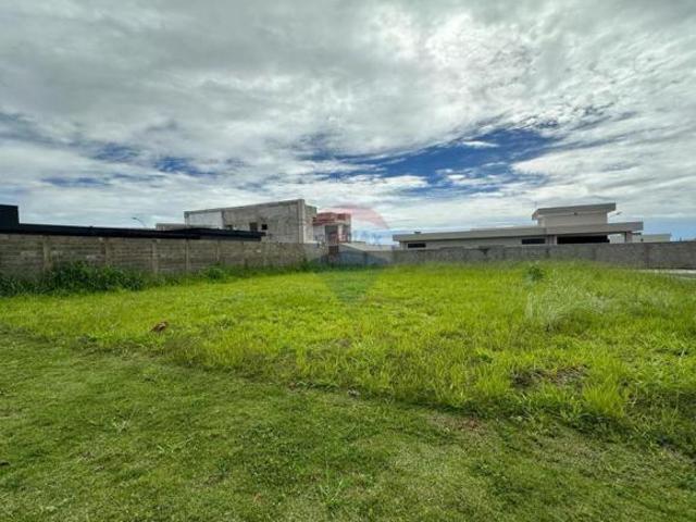 Terreno de 500 m² para venda no condomínio Boulevard Querência
