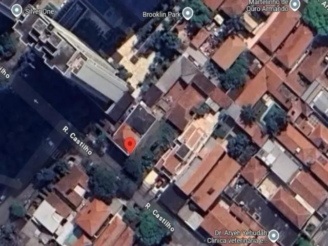 Terreno de 500m2 à Venda com Casa com 5 Vagas de Garagem
