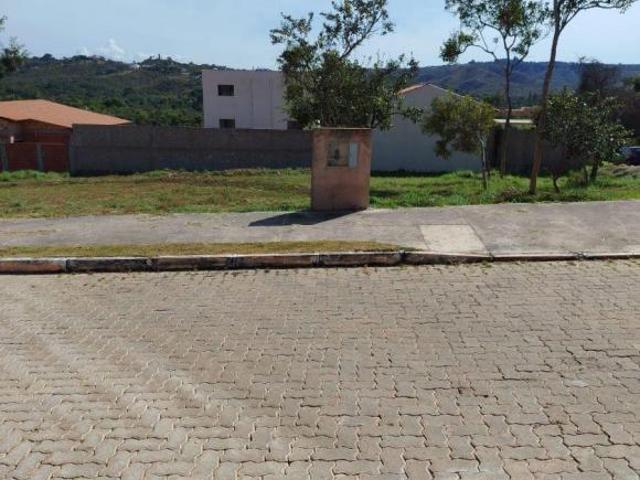 Terreno de 510 m² à Venda, Escriturado e Regularizado no Jardim Botânico