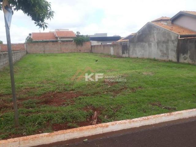 Terreno de 525 m² no Condomínio Ana Carolina Cravinhos / SP