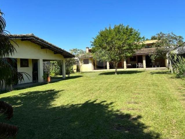 terreno de 650M com casa nos fundos no bolsão de Interlagos