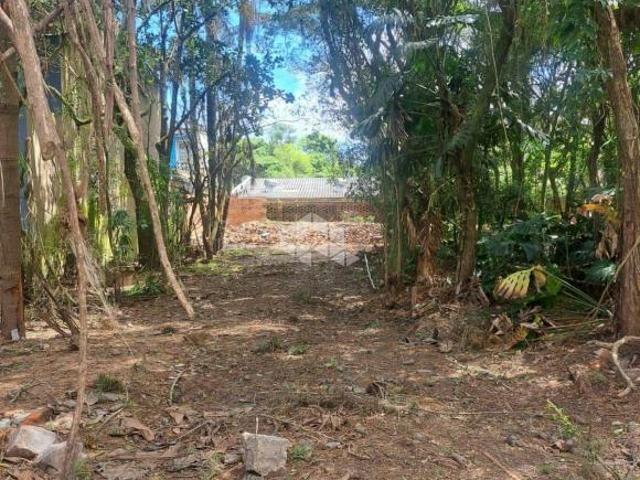 Terreno de 660 m² no Lami