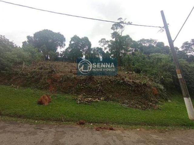 Terreno de 660m² à Venda em Condomínio Completo e Integrado à Natureza Estuda Permuta por Apartame