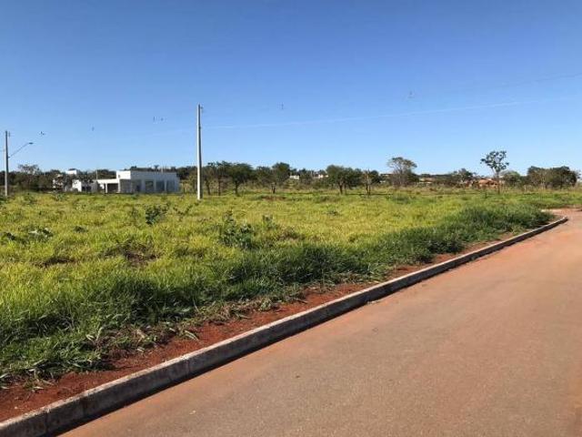TERRENO DE 690M² NO CONDOMÍNIO VITÓRIA NÁUTICO FORMIGA