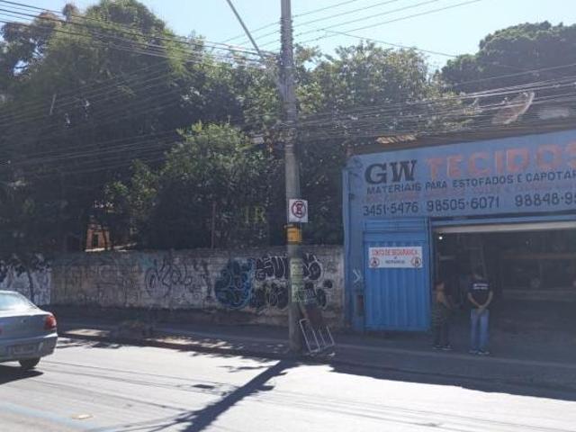 TERRENO DE 749M COM CASA E GALPAO