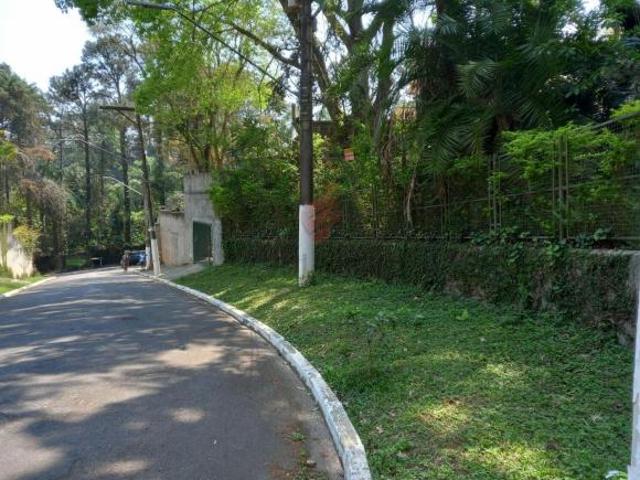 Terreno de 700m2 próximo a M´Boi Mirim