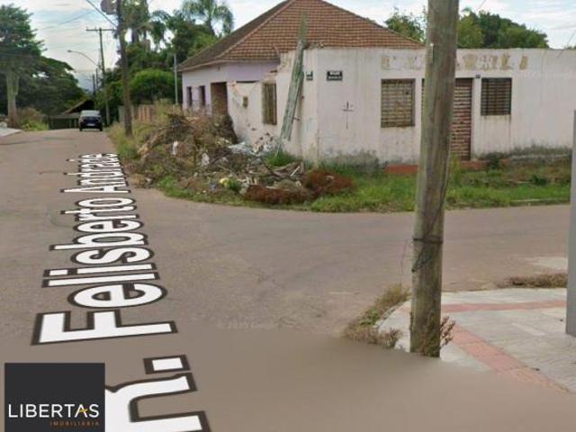 Terreno de 719 metros em Charqueadas RS com 2 casas!