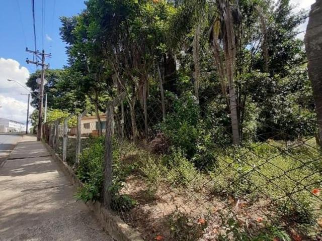 Terreno de 7.436,40 m² no Centro de Iperó Ideal para Construção de Vilaggio de casas ou Apartament