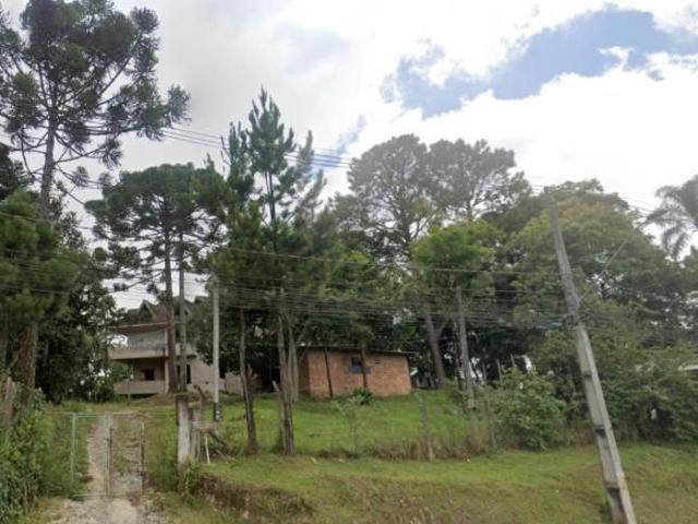 Terreno de 8000m2 e casa em construção na Wadislau Bugalski
