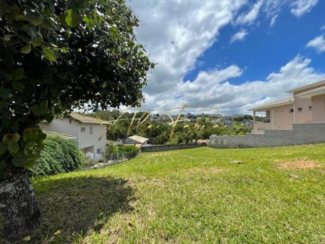 Terreno de 800 m² a Venda, Condomínio Villagio Paradiso