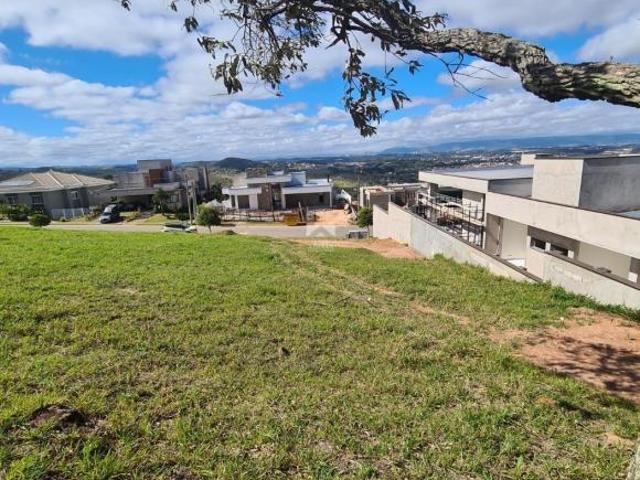 Terreno de 800 m² à venda em Vinhedo