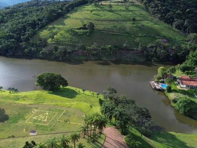 TERRENO DE 800M² A 1000M² À VENDA NO CONDOMÍNIO HARAS DO PASSO