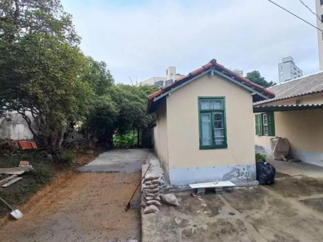 Terreno de 814 m² com 26 m de frente | ZM | Excelente para Incorporação | Tucuruvi