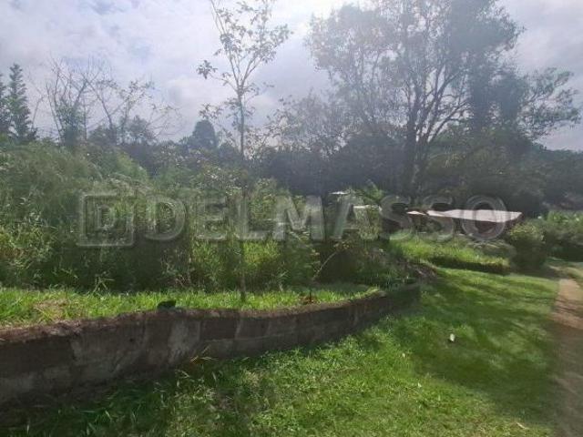 Terreno de 8.200m² próximo ao km 52 da rodovia Bunjiro Nakao!