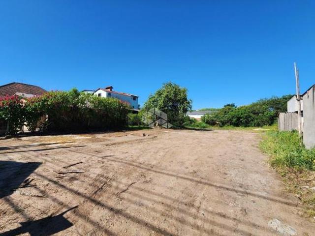 Terreno de 998,07 m² em localização privilegiada!