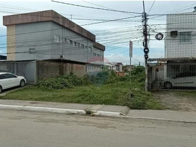 Terreno disponível para venda em Garapu