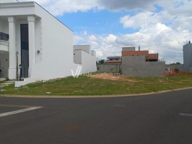 Terreno disponível para venda um terreno plano com 360 metros