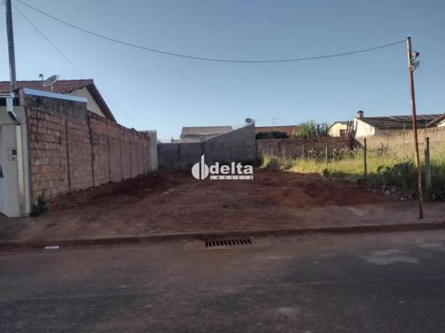 Terreno disponível para venda bairro Residencial Integração em Uberlândia MG
