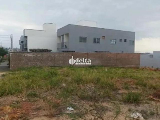 Terreno disponível para venda no bairro Aclimação em Uberlândia MG