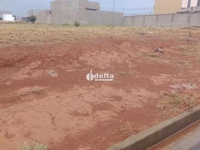 Terreno disponível para venda no bairro Grand Ville em Uberlândia MG