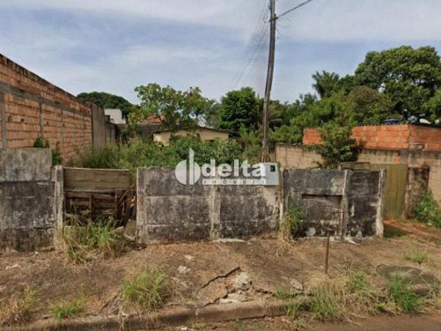 Terreno disponível para venda no bairro Jardim Brasília em Uberlândia MG