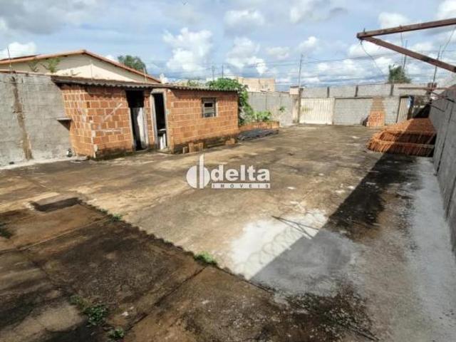 Terreno disponível para venda no bairro Tibery em Uberlândia MG