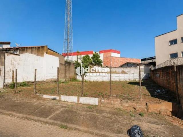 Terreno disponível para venda no bairro Tubalina em Uberlândia MG