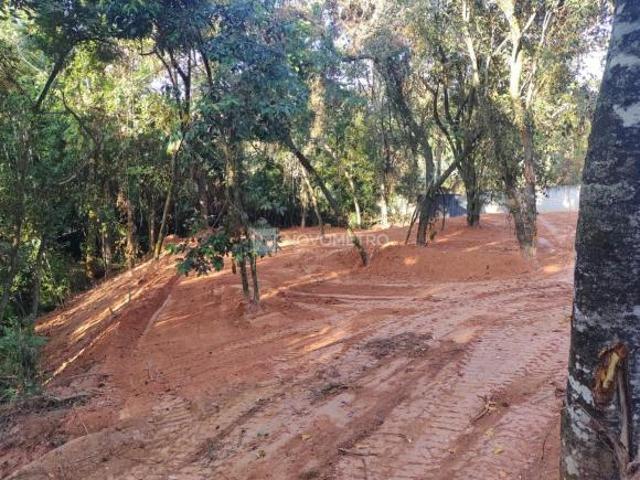 Terreno Dois Córregos