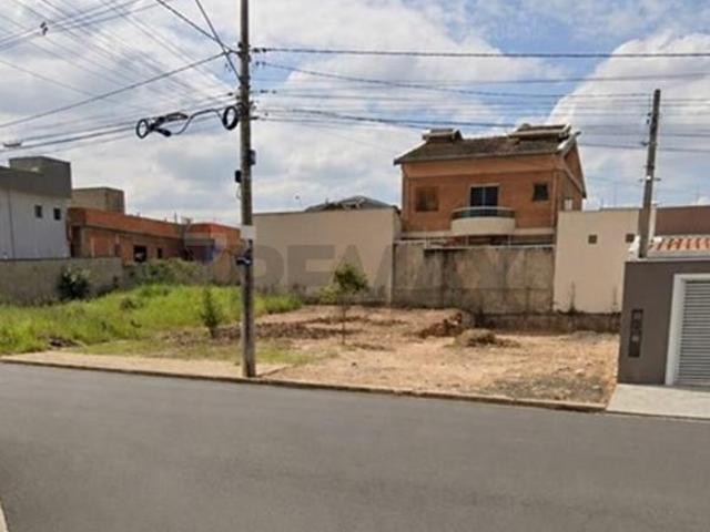 Terreno dos sonhos em Campinas: Construa seu futuro!