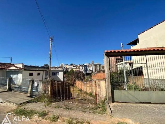 Terreno Excelente Oportunidade de Investimento no Bairro Monsenhor Mário Quintão!