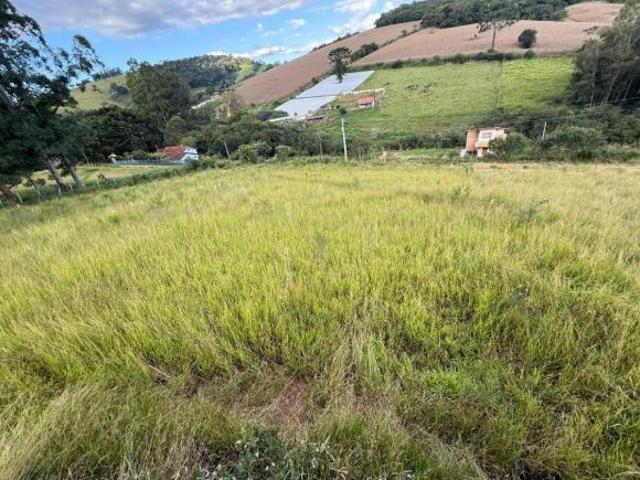 Terreno Exclusivo a Apenas 2,5 km do Centro