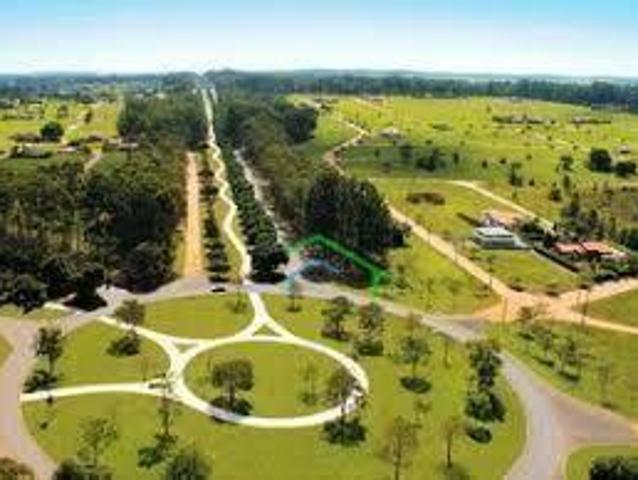 Terreno Exclusivo à Beira da Represa Jurumirim Lazer Completo, Resort e Marina!