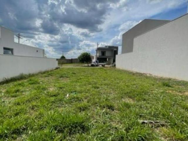 Terreno exclusivo à venda no condomínio Villa Toscana em Franca SP: 364,00 m² de puro luxo!