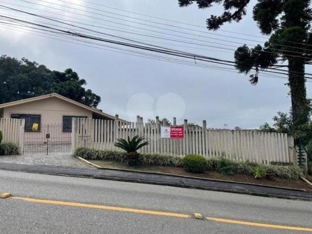 Terreno Exclusivo com 2.100 m² em Localização Privilegiada Próximo ao Portal de Santa Felicidade