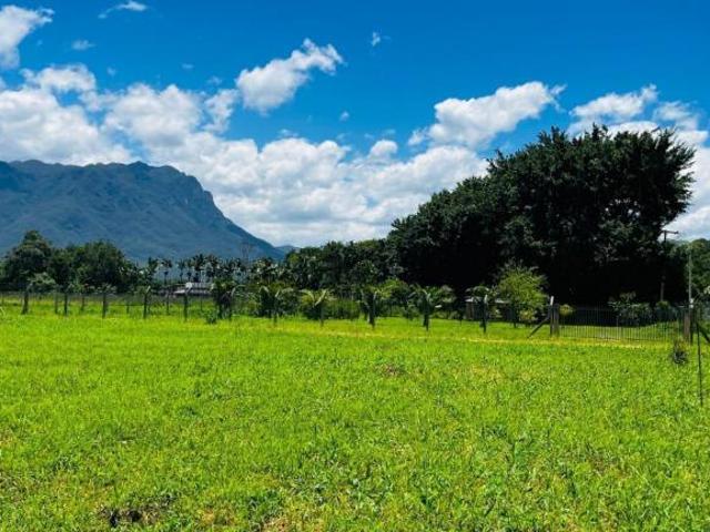 TERRENO EXCLUSIVO COM ACESSO AO RIO EM MORRETES –