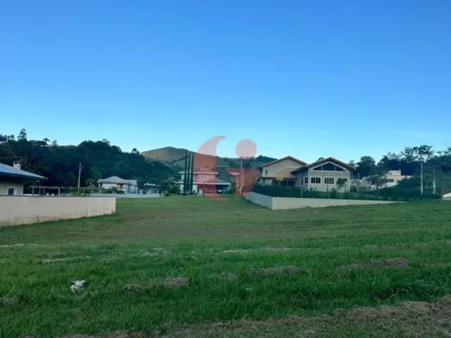 Terreno e Área Condomínio Residencial em Jambeiro