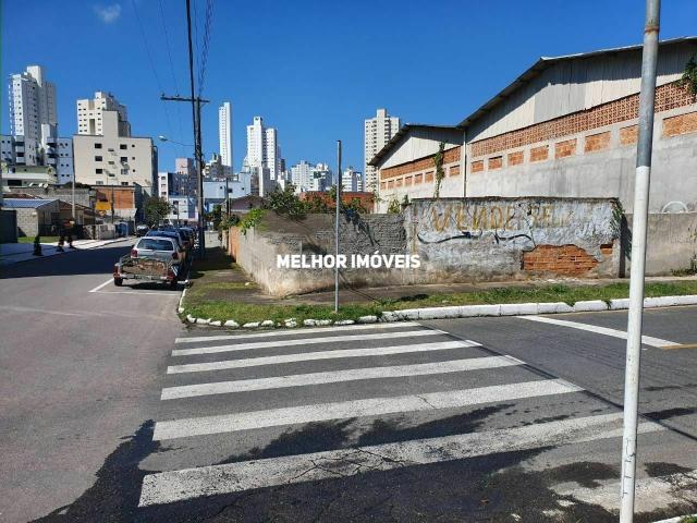 Terreno em Nações, Balneário Camboriú/SC de 462m² à venda por R$ 6.499.900,00