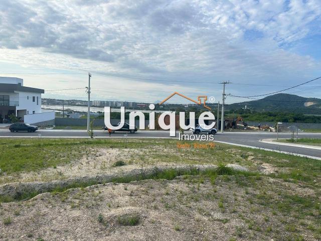 Terreno em Nova São Pedro, São Pedro da Aldeia/RJ de 271m² à venda por R$ 289.000,00