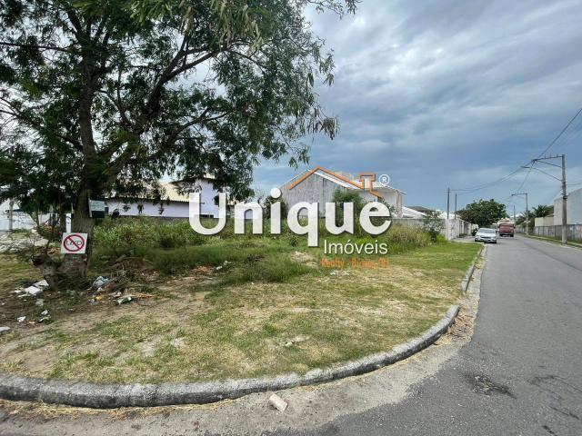 Terreno em Nova São Pedro, São Pedro da Aldeia/RJ de 360m² à venda por R$ 349.000,00