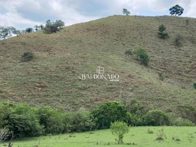 TERRENO EM OURO FINO MG 4 ALQUEIRES 102.850 METROS RICO EM AGUA ESCRITURA