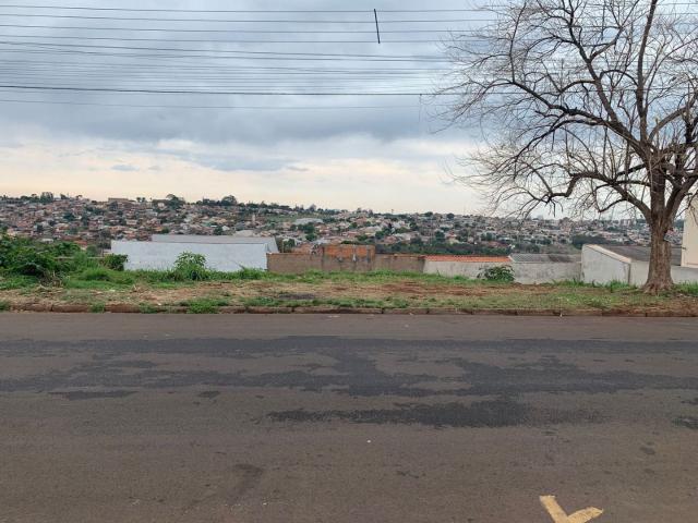 Terreno em Olímpico, Londrina/PR de 10m² à venda por R$ 194.000,00