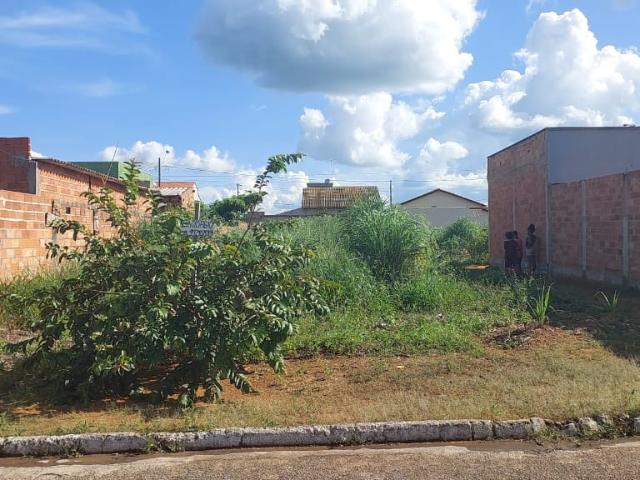 Terreno em, Abadia de Goiás/GO de 235m² à venda por R$ 69.900,00
