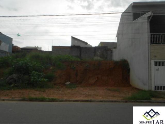 TERRENO EM ACLIVE COM PLATÔ PRONTO PRÁ CONSTRUIR