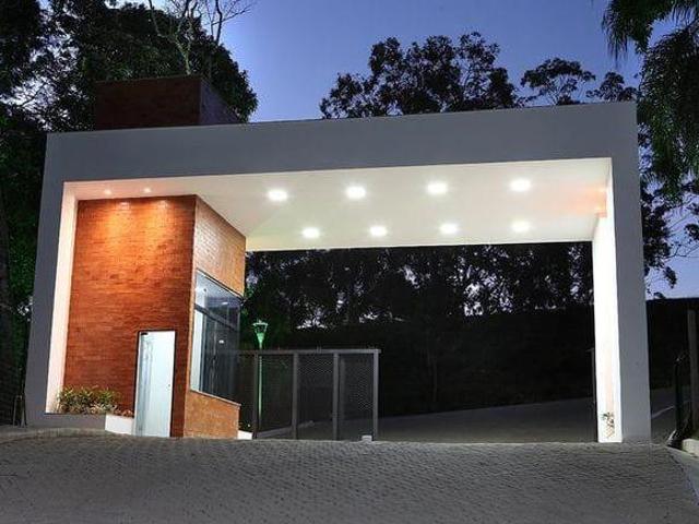 Terreno em Aclive no Jardim Excelsior com Vista Permanente e Muito Verde