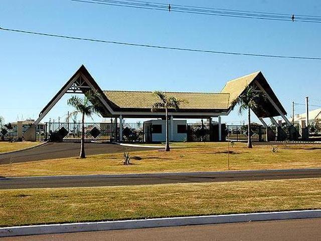 Terreno em Aeroporto, Araçatuba/SP de 926m² à venda por R$ 750.000,00