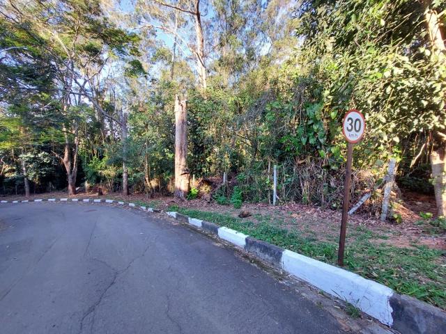 Terreno em Algarve, Cotia/SP de 0m² à venda por R$ 549.000,00